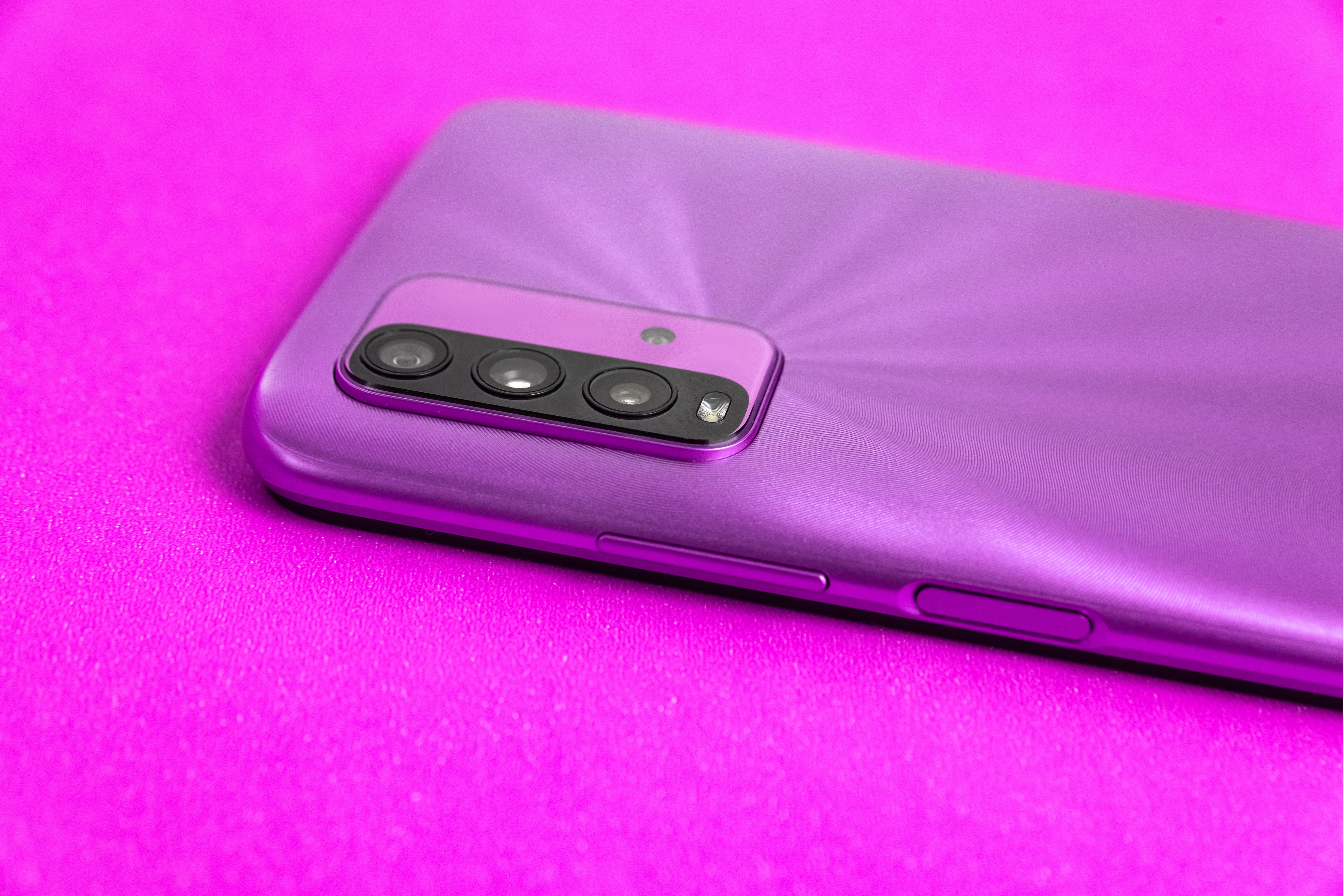 The Key Features and Benefits of the Motorola G51: An In-Depth Review ...